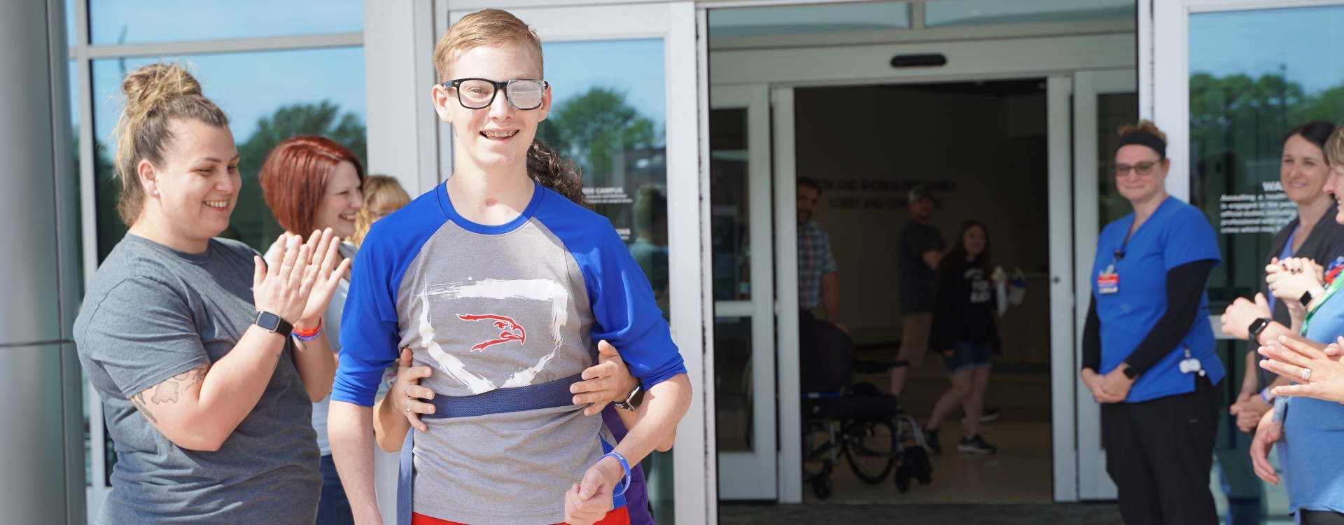 Kansas Teen Returns Home 7 Months After Sustaining Brain Injury in ...